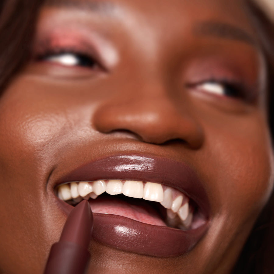 Labial Power Bullet Cream Glow Hydrating Lipstick