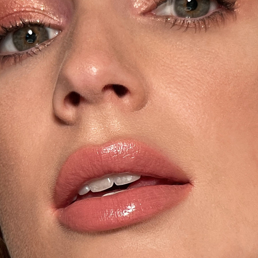 Labial Power Bullet Cream Glow Hydrating Lipstick