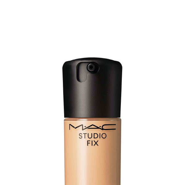 Base Liquida Studio Fix Fluid SPF 15 24Hr Matte Foundation + Oil Control